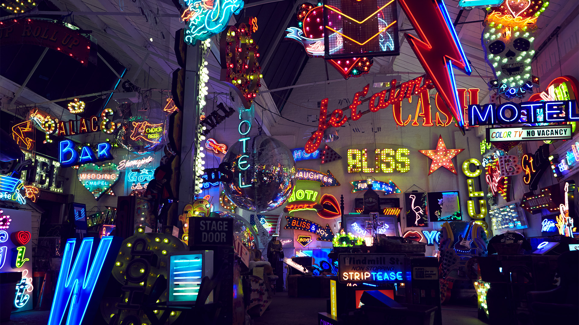 75 things to do on the Night Tube in London
