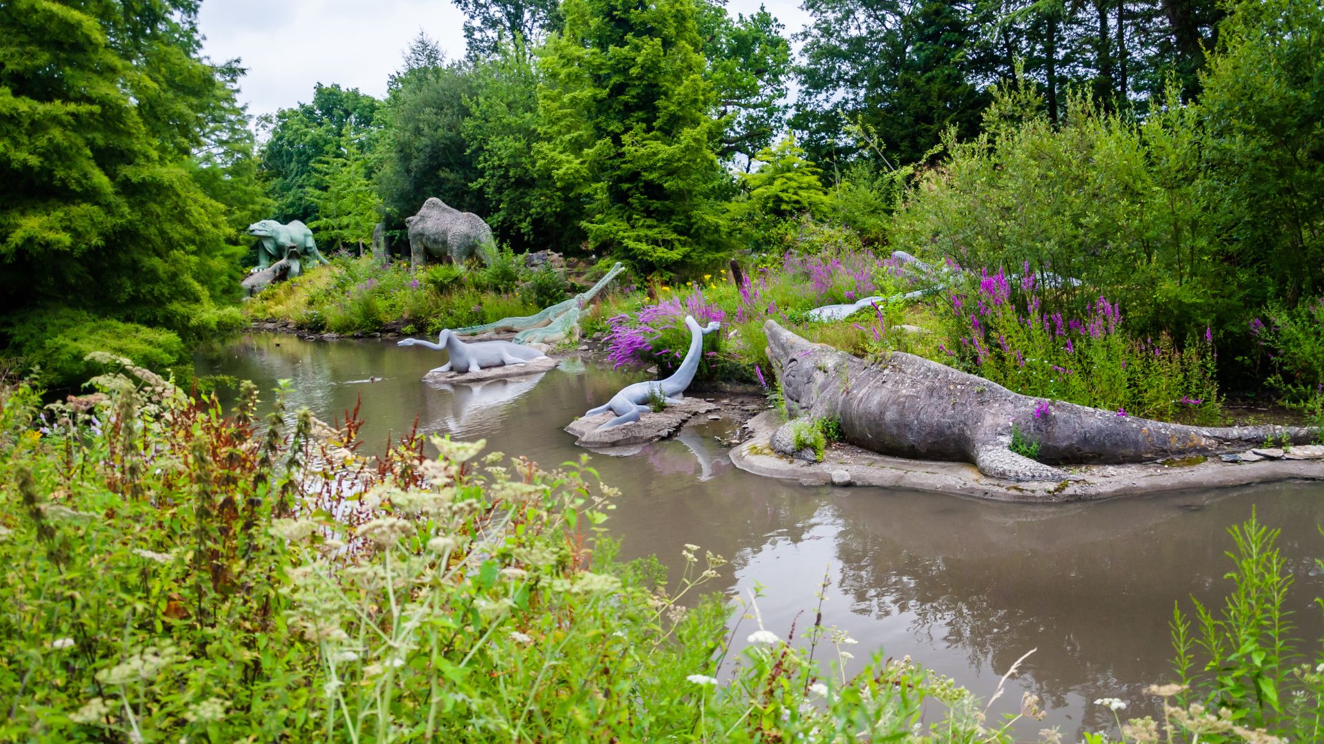 15 best London lakes (and ponds) you should visit in 2025