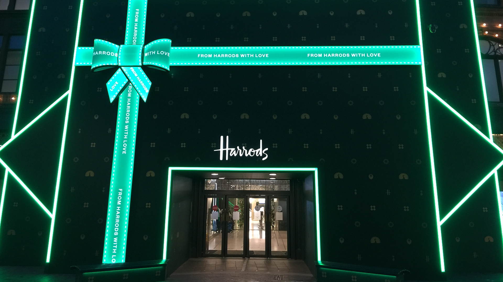 Harrods Christmas Shop officially opens – a festive wonderland